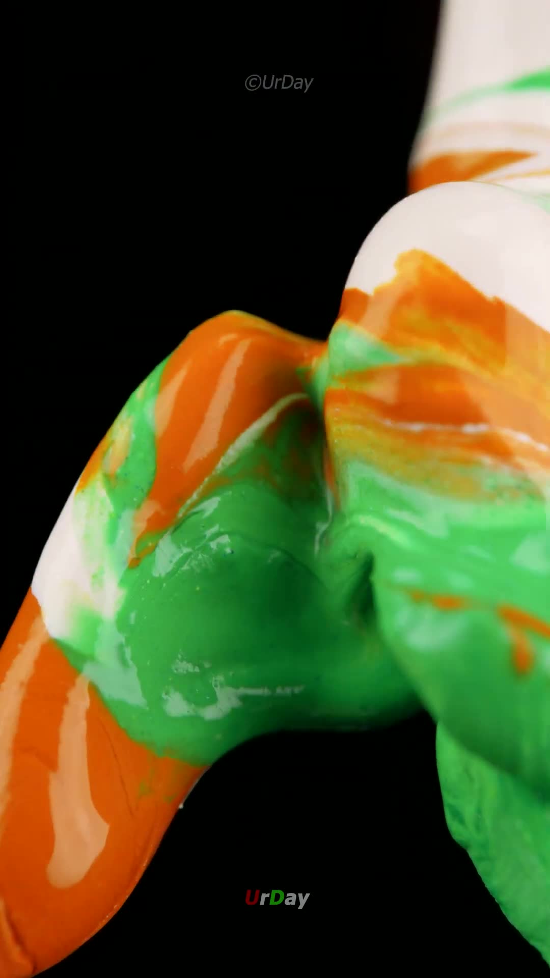 The real color blending #urday #satisfying #macro