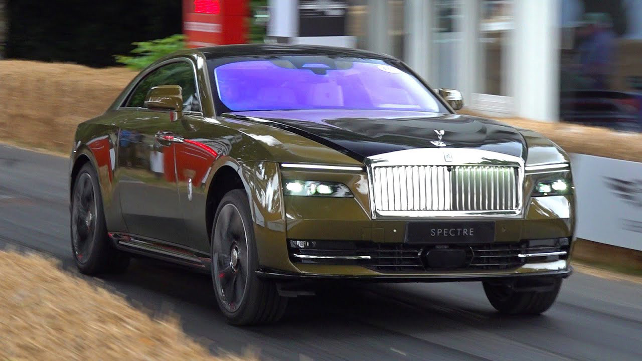 Rolls Royce Spectre Electric Coupé laat grenzen vervagen