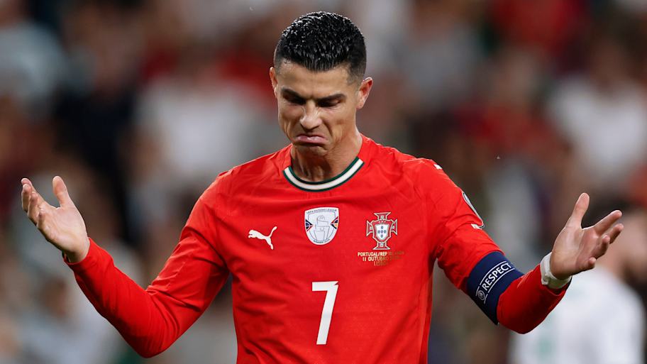 Cristiano Ronaldo Called Out by Man Utd Star for ‘Costly’ Red Card