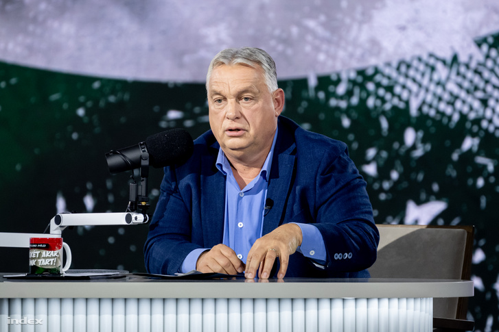 Nem akarjuk tudni, hogy Orbán Viktor játékpisztolyt vagy igazi ...