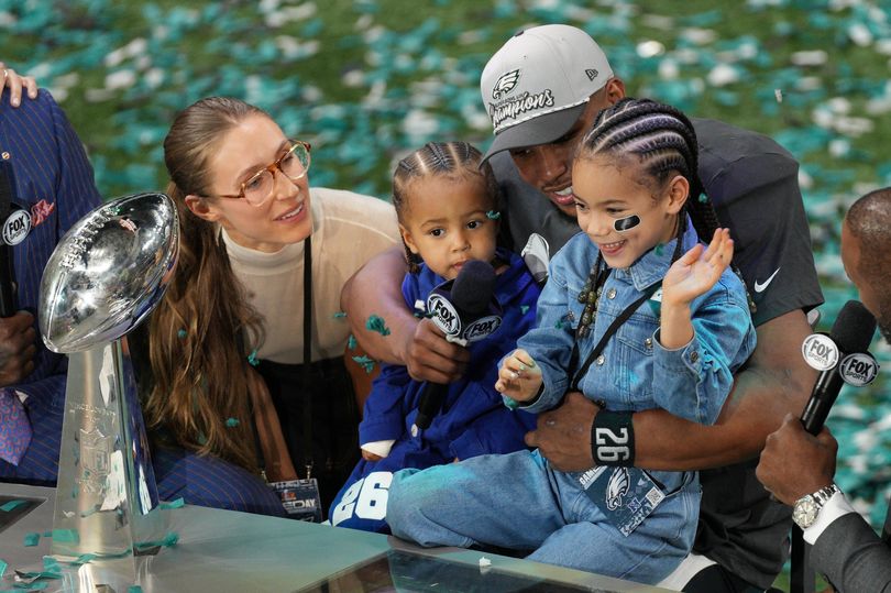 Saquon Barkley's fiancee was a basketball star before she met Eagles ...