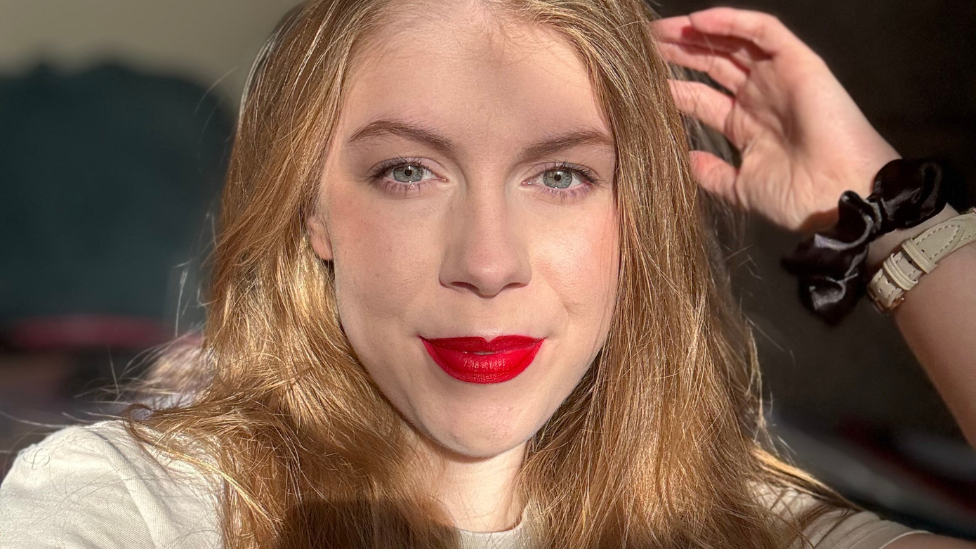 Wheelchair user adapts Strictly dance routines