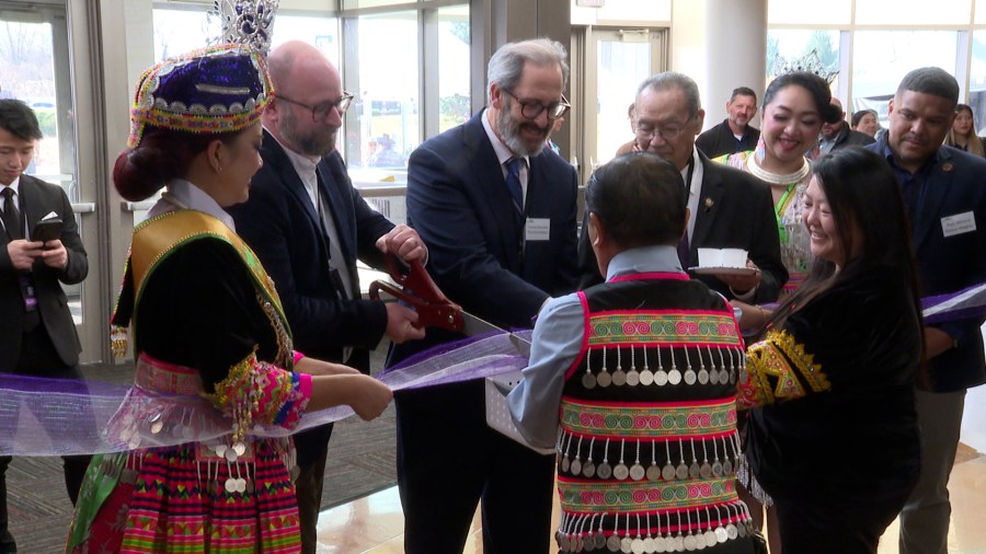 Green Bay Hmong New Year celebrates 50 years in the United States