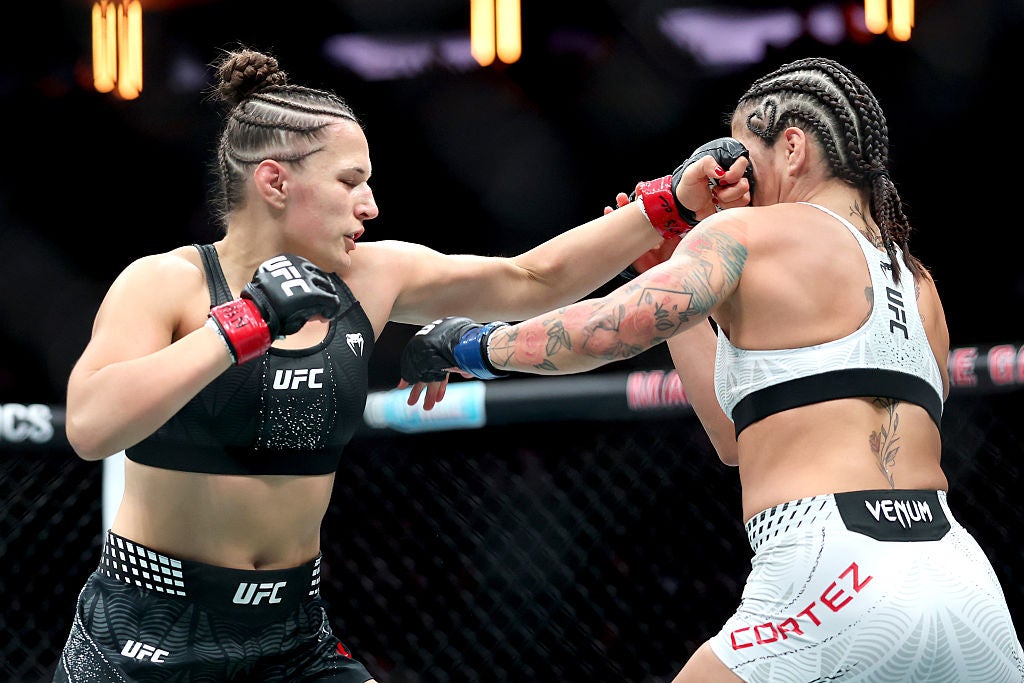 Makhachev steamrolls Della Maddalena to win second UFC title