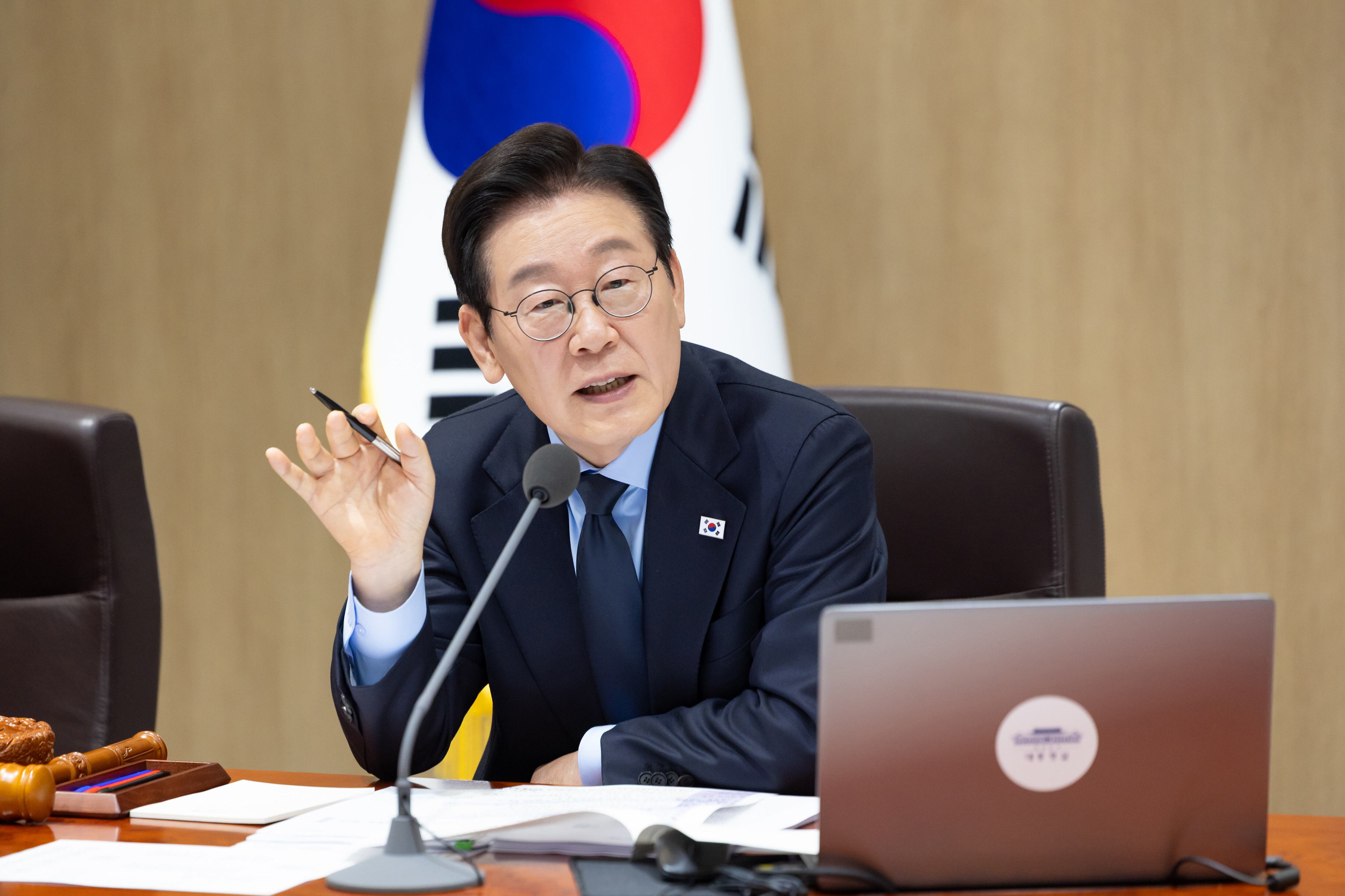 President Lee Jae-myung Defends Dual Public Sector Approach