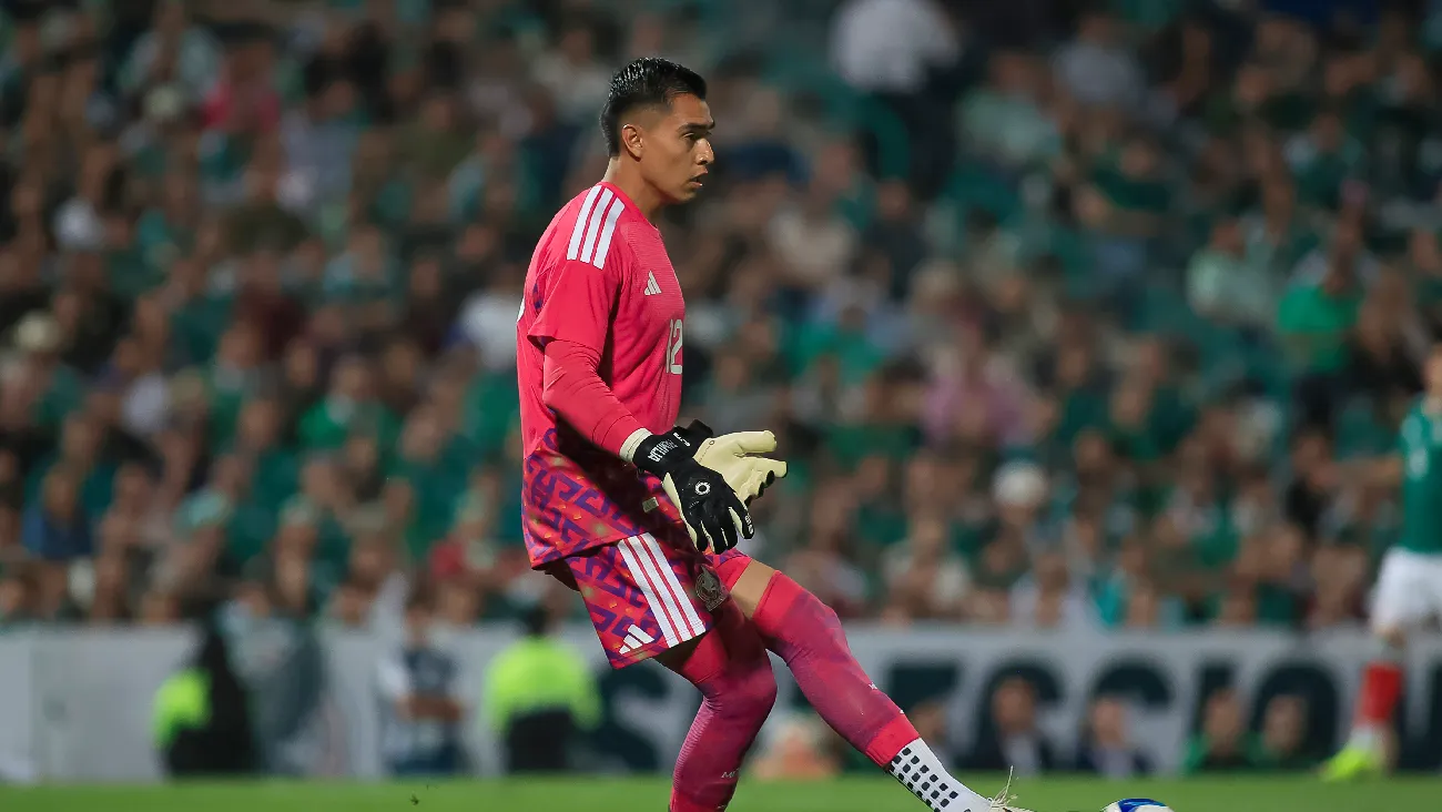 Chivas respalda a Tala Rangel después de los abucheos que recibió en ...