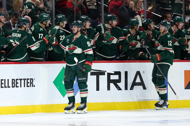 Jesper Wallstedt makes 28 saves for 2nd straight shutout, Wild beat ...