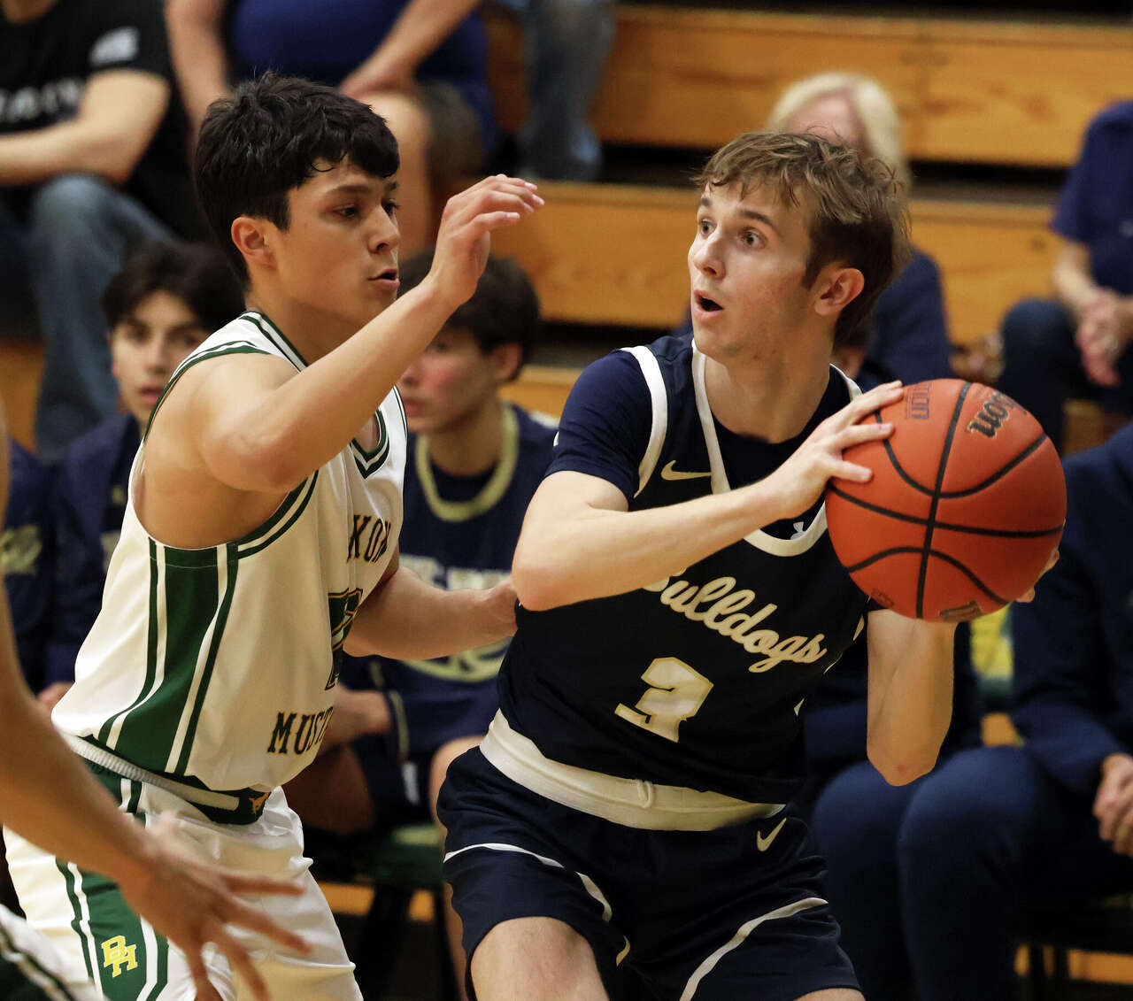 Photos: Alexander opens season with comeback over Nixon