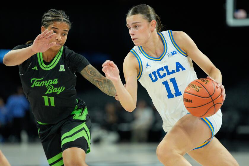 Gabriela Jaquez and No. 3 UCLA dominate in victory over South Florida