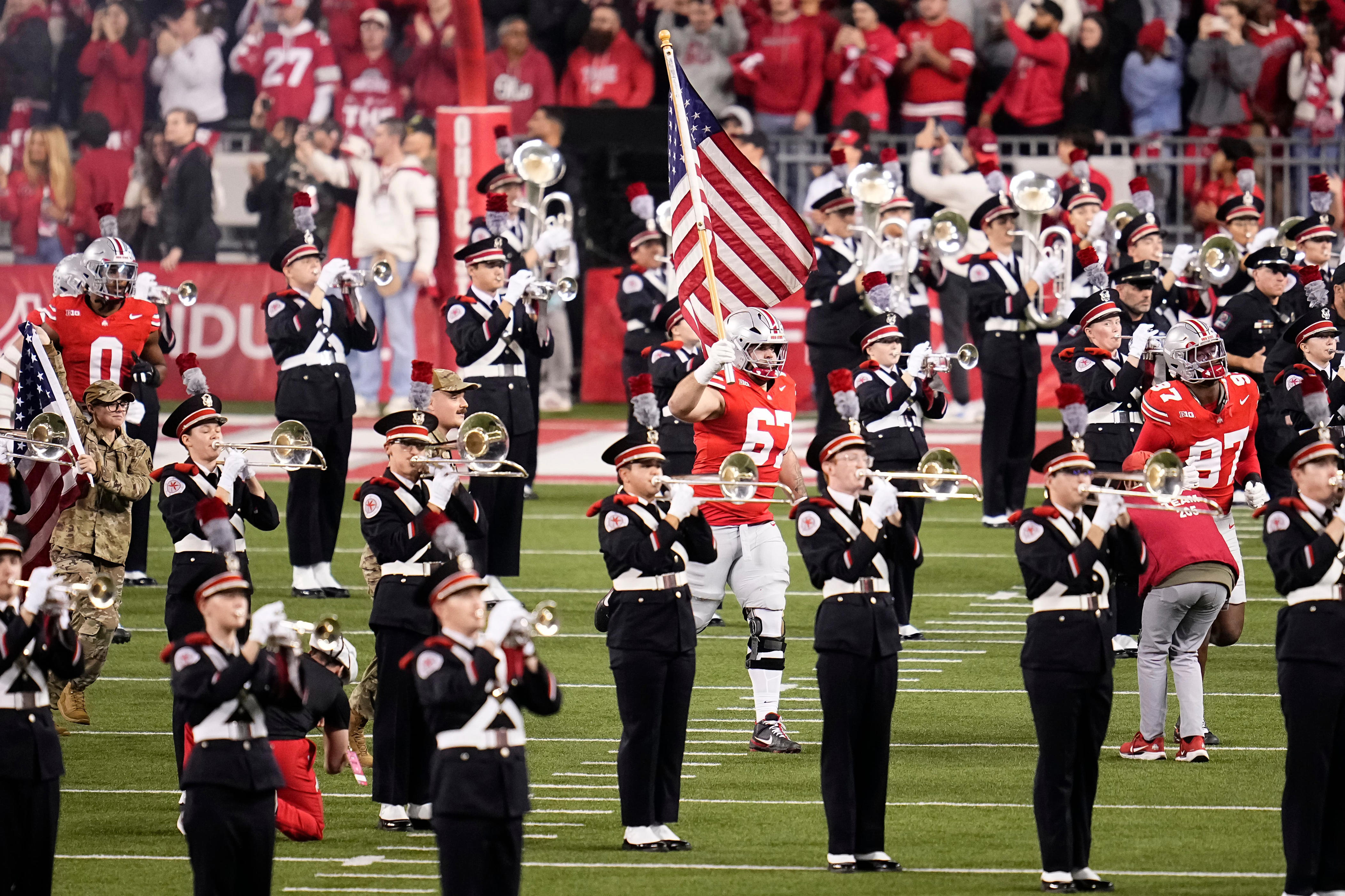 The Ohio State University Marching Band honors veterans during UCLA ...