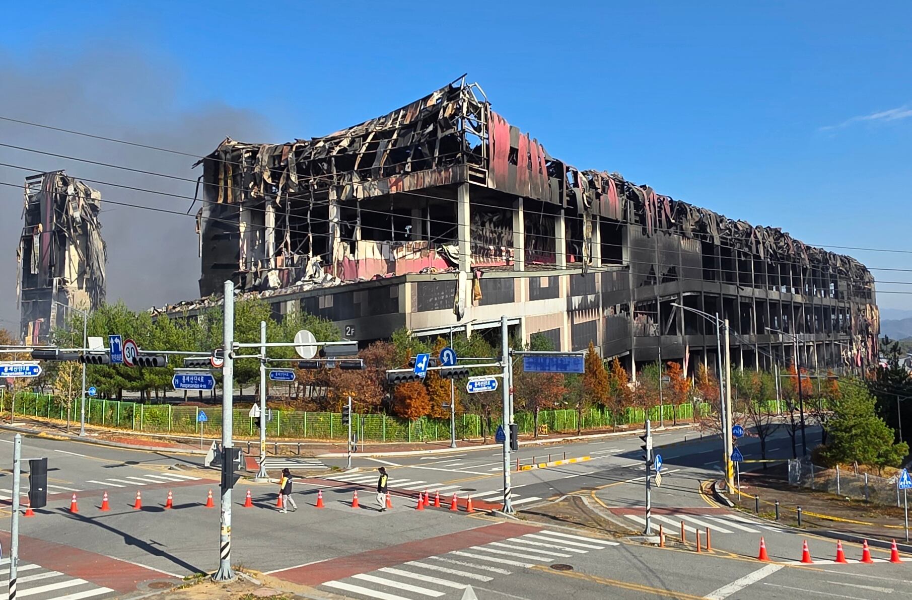 E-Land Fire Disrupts SPOA, New Balance Deliveries