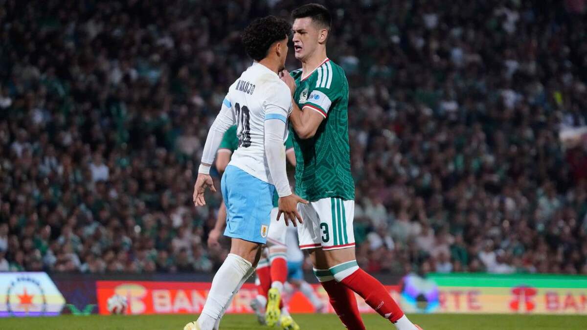 Casi hay pelea: Un penal no marcado, generó una bronca entre César ...