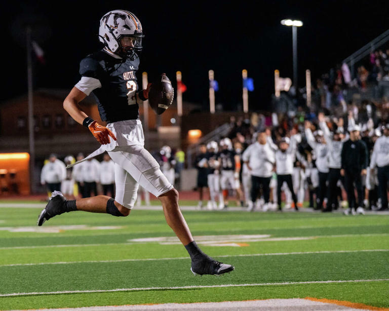 Austin-area teams' schedules for second round of UIL state playoffs