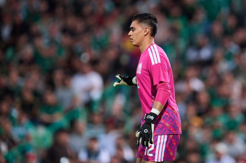 Chivas respalda a Tala Rangel después de los abucheos que recibió en ...