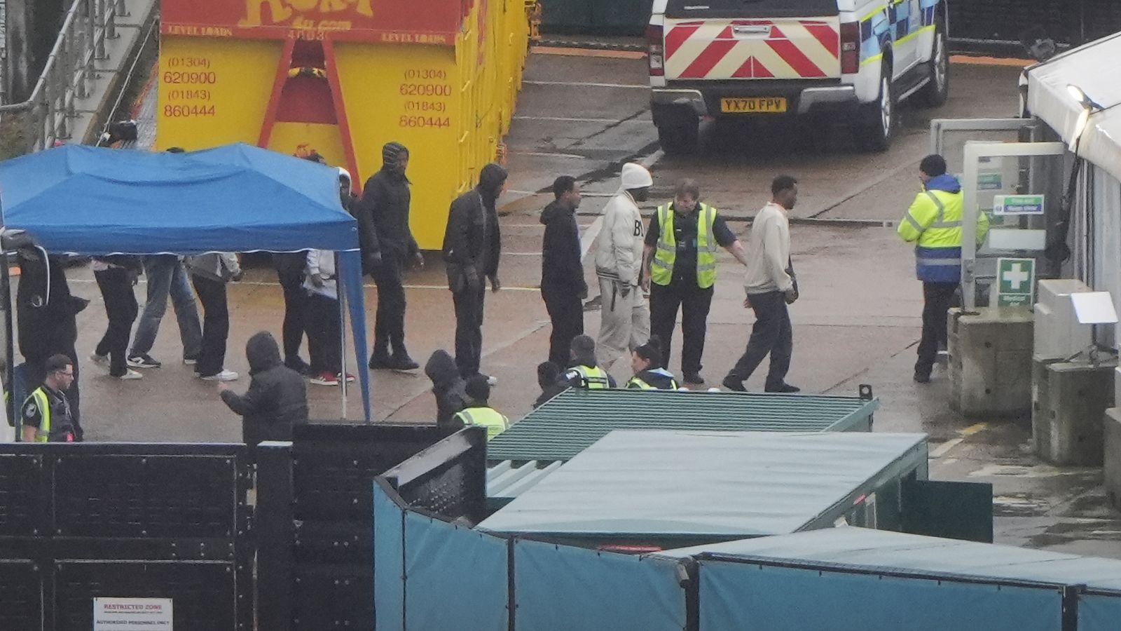 Home secretary vows to end UK's 'golden ticket' for asylum seekers - as ...