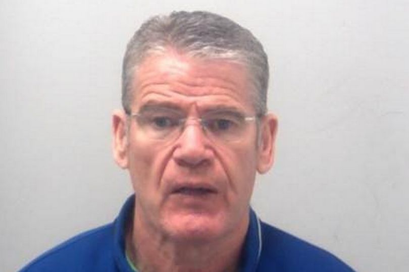 Gangster handed police 'treasure map' of machine guns in audacious bid ...