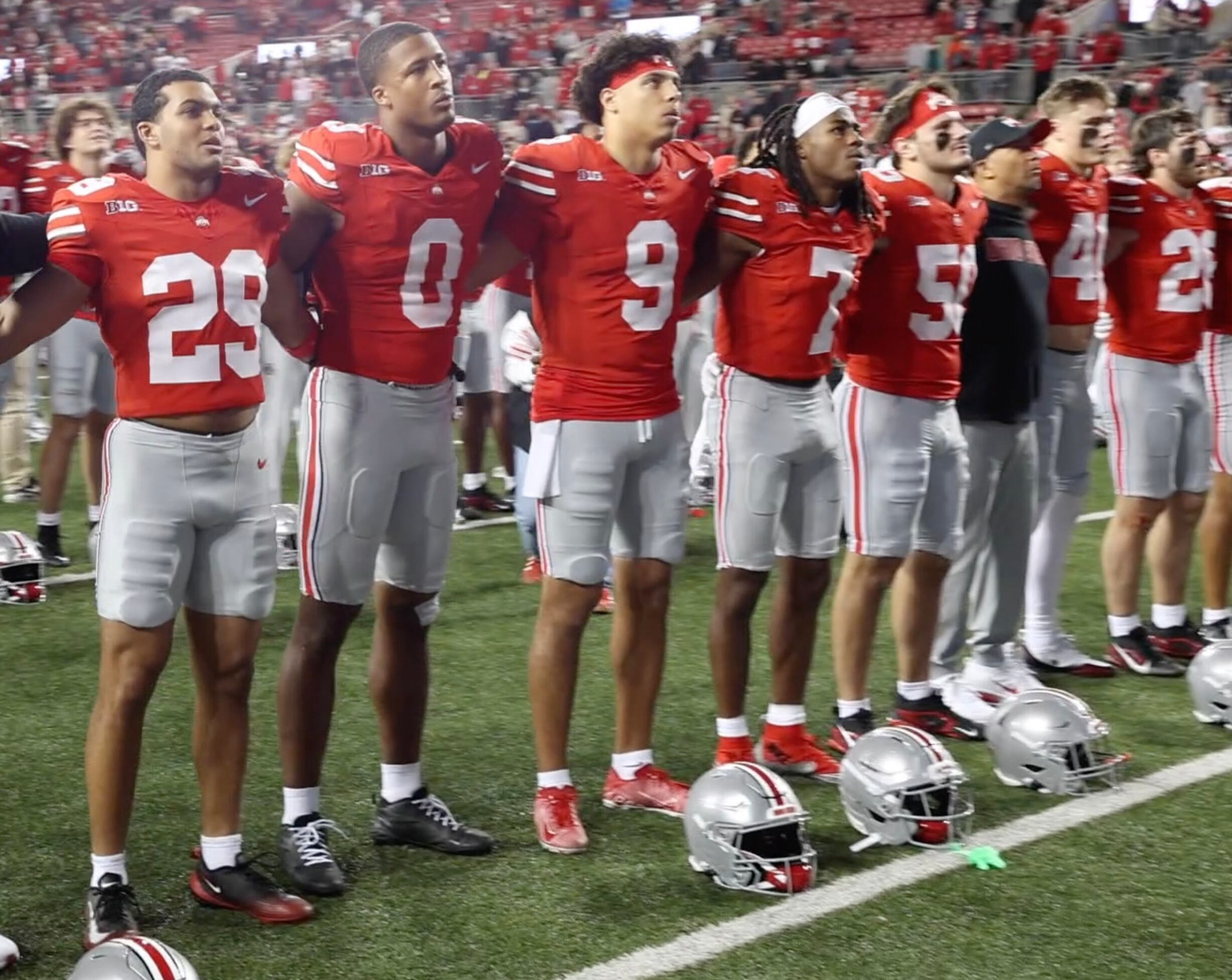 Watch Ohio State players and fans sing ‘Carmen Ohio’ after 48-10 win ...