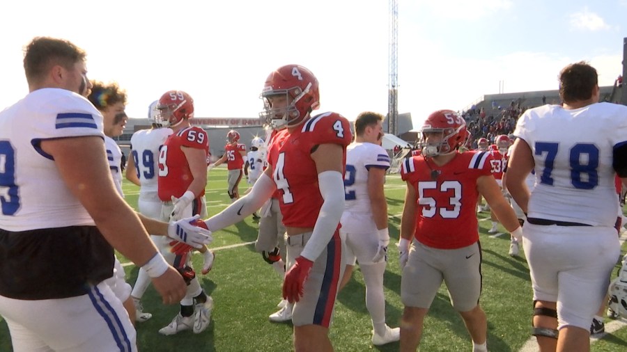 Flyers fall to Drake on Senior Day