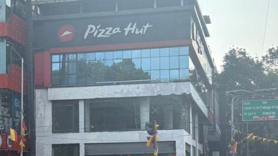 Bengaluru loses its iconic Indiranagar KFC signal and the city isn’t ...