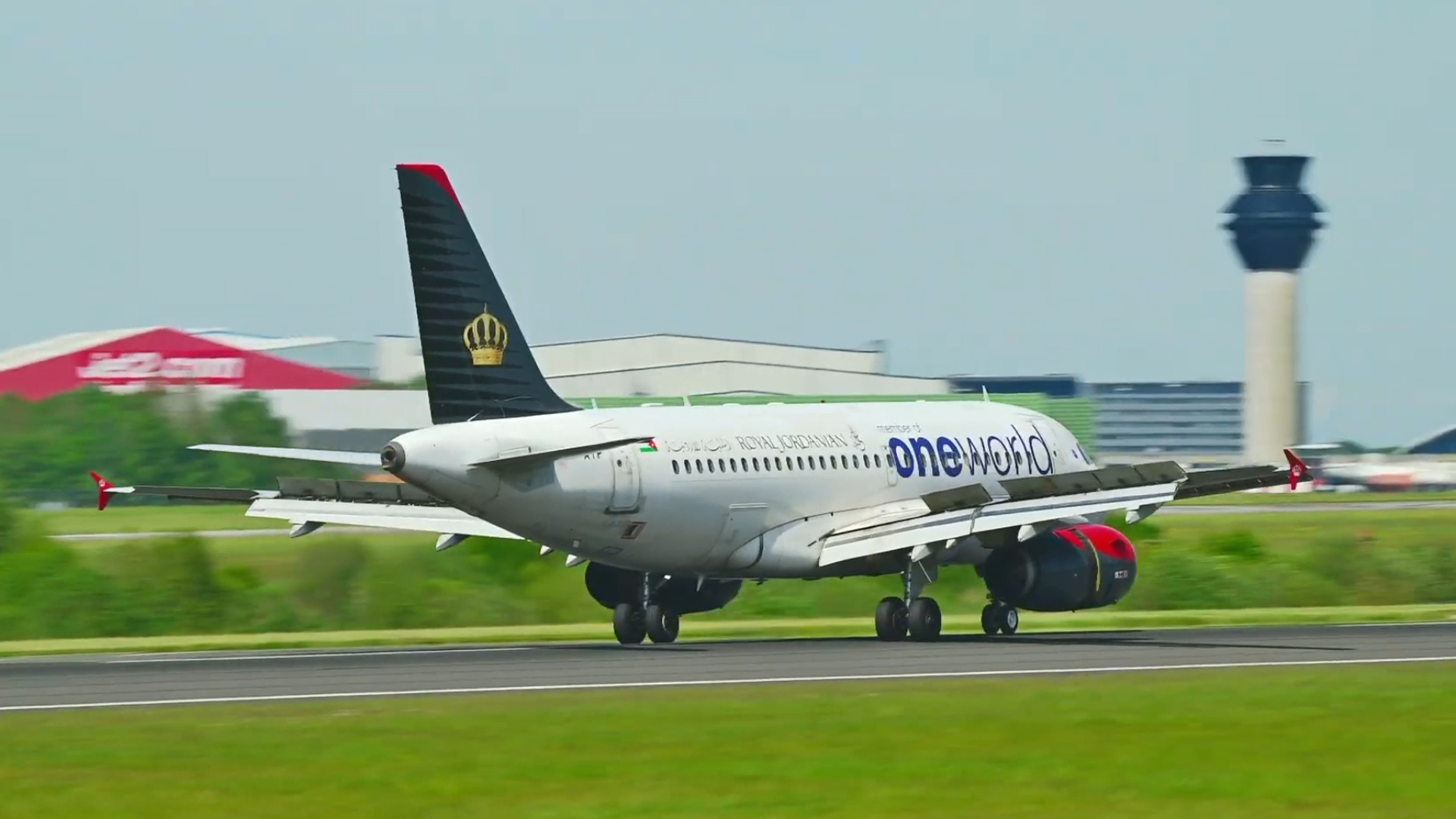 Late Touchdown Caught on Camera