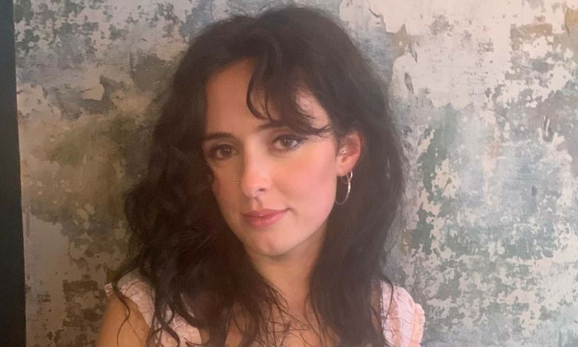 ALICE WADE tries an 18th century method to ditch her smoking habit for good