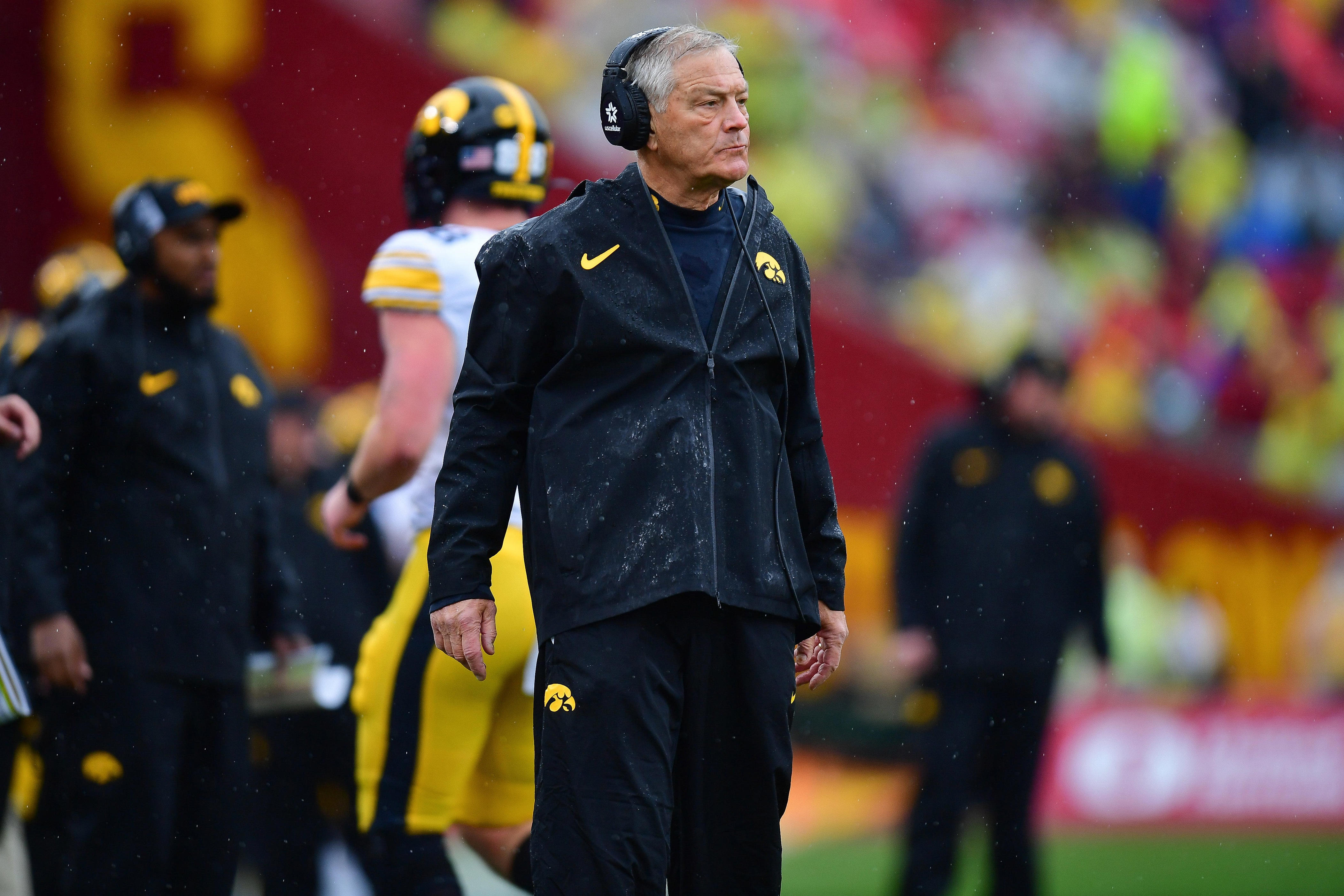 Iowa Football: Week 13 Hawkeyes bowl projection roundup