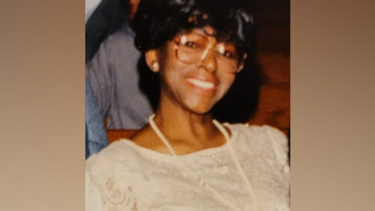 Retrouvé dans un lac du Michigan en 1988, le corps d’une femme ...