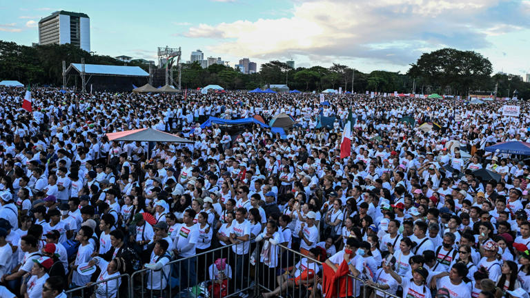 Hunderttausende protestieren gegen Korruption in Manila