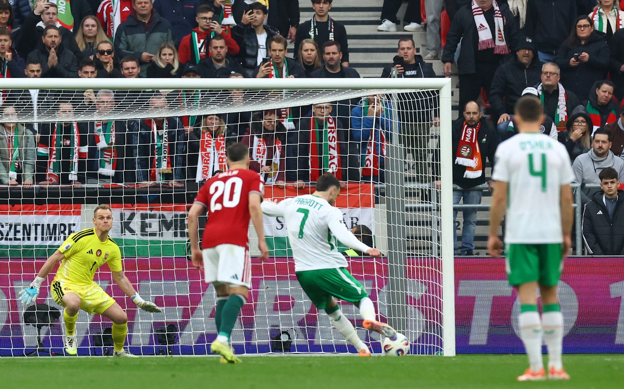 Parrott’s last-minute winner sends Ireland into World Cup play-offs