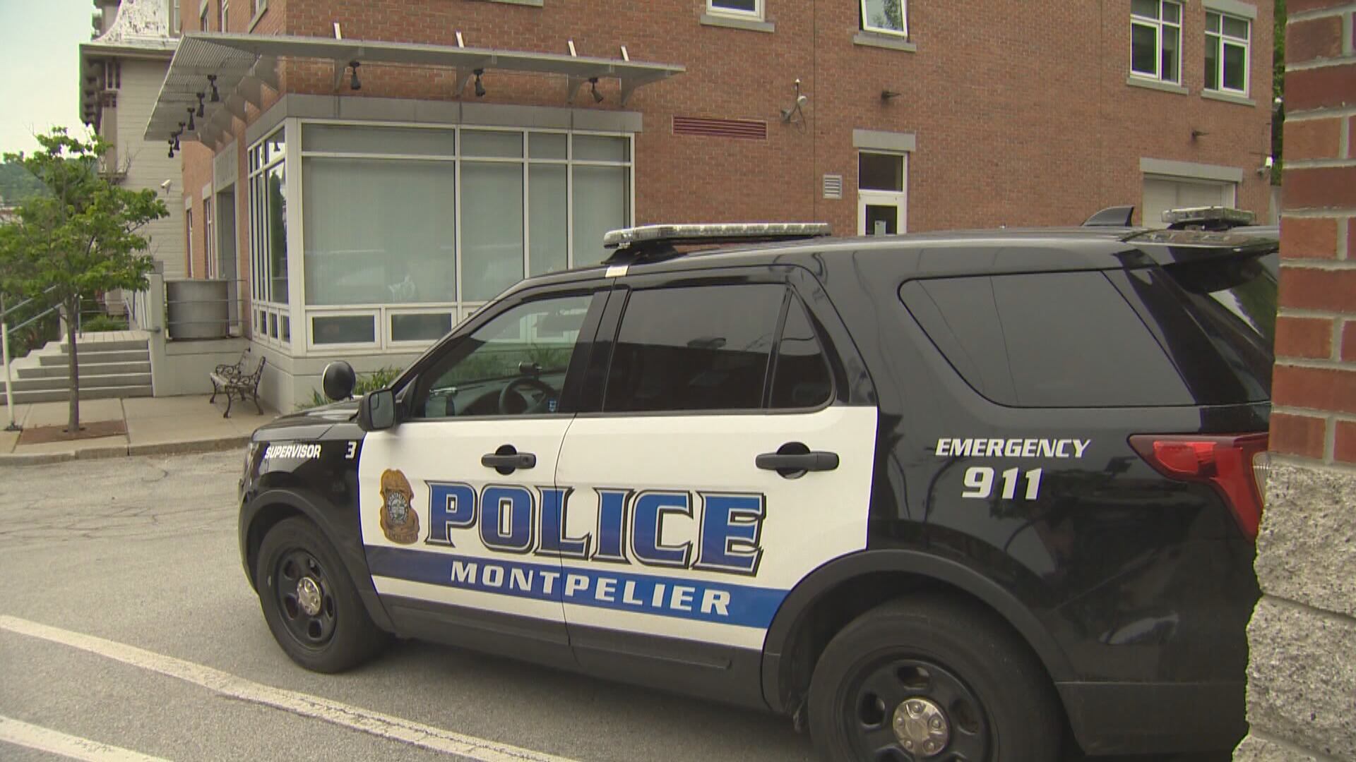 Montpelier man arrested after high-speed chase, crash injures passengers