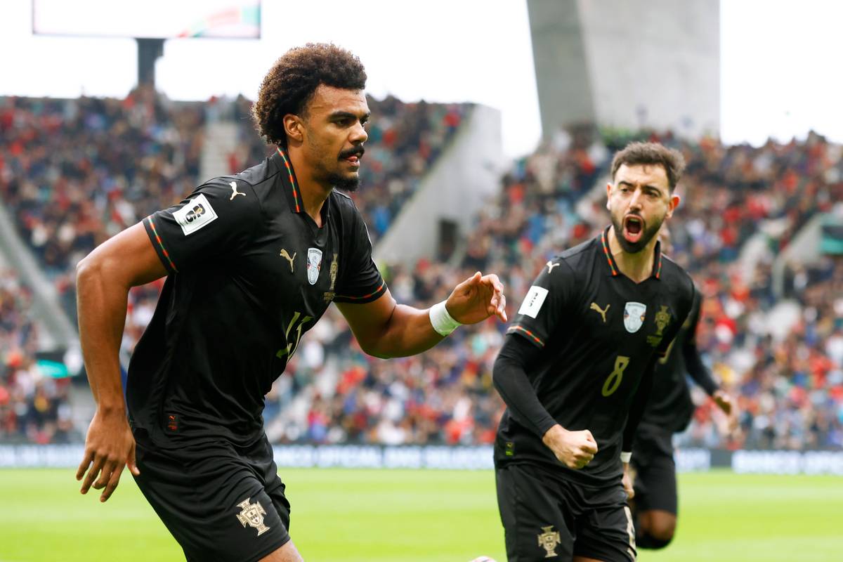 Sem Ronaldo e vestido à Eusébio, Portugal divertiu-se a golear para ...