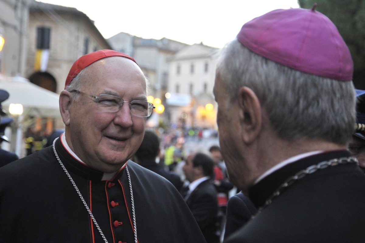 Chi è Kevin Farrell, l’eminenza grigia delle finanze vaticane