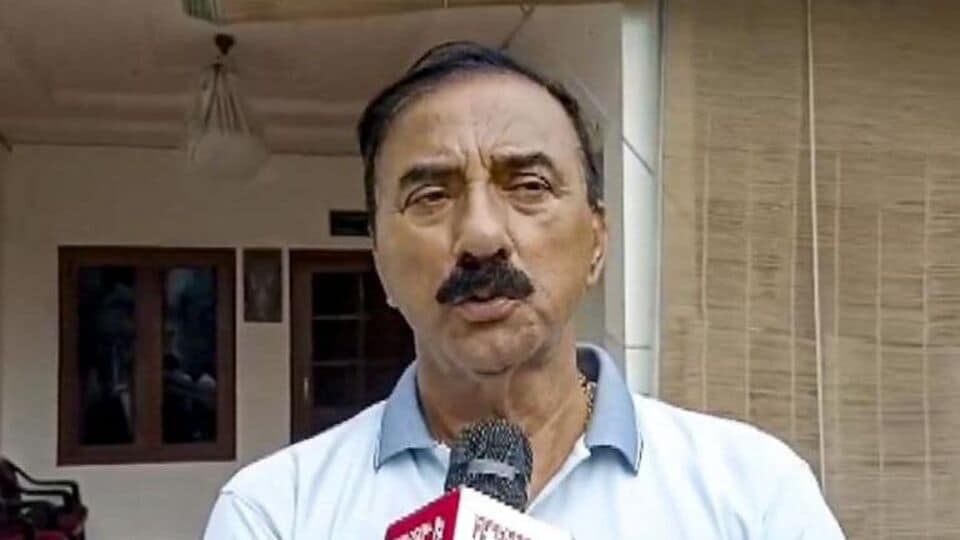 Disha Patani's father gets weapons licence after shooting near Bareilly ...