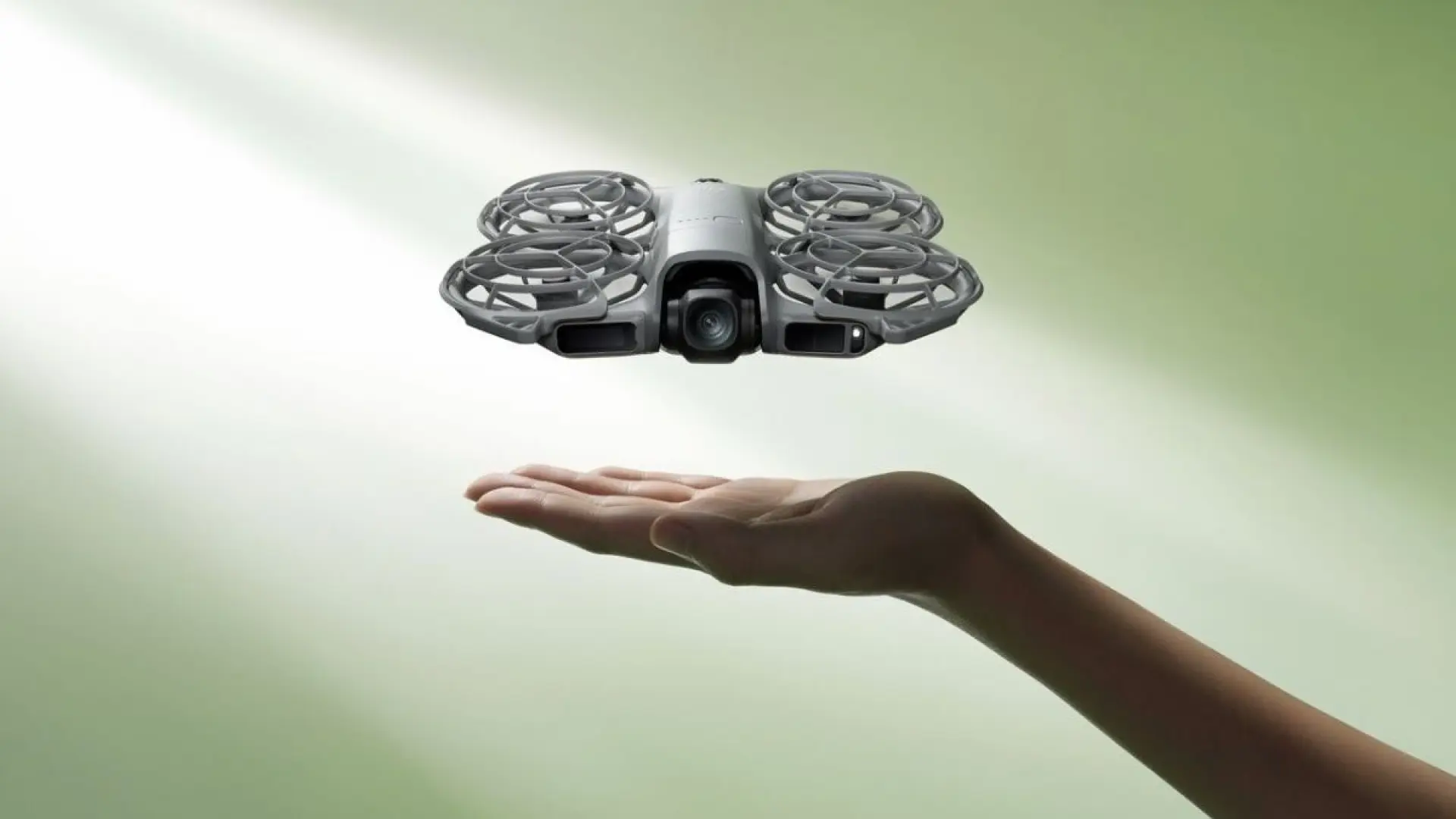 DJI presenta su nuevo dron Neo 2 con control gestual, múltiples modos ...