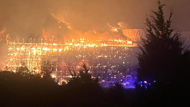 Massive fire breaks out at power plant near Houston