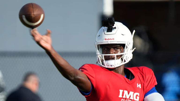 Jayden Wade Announces Commitment to Georgia Bulldogs