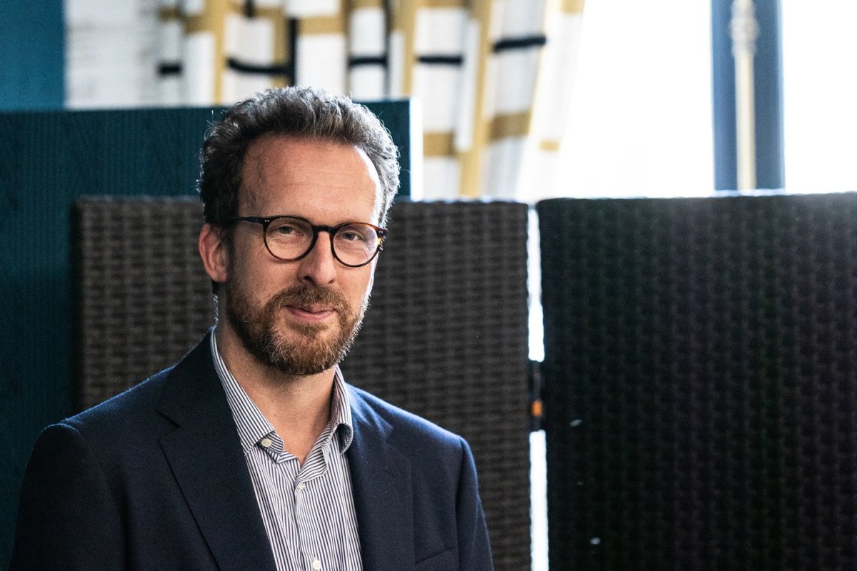 Prêt de manoir, rachat de maison, carnet d'adresses... François Durvye ...
