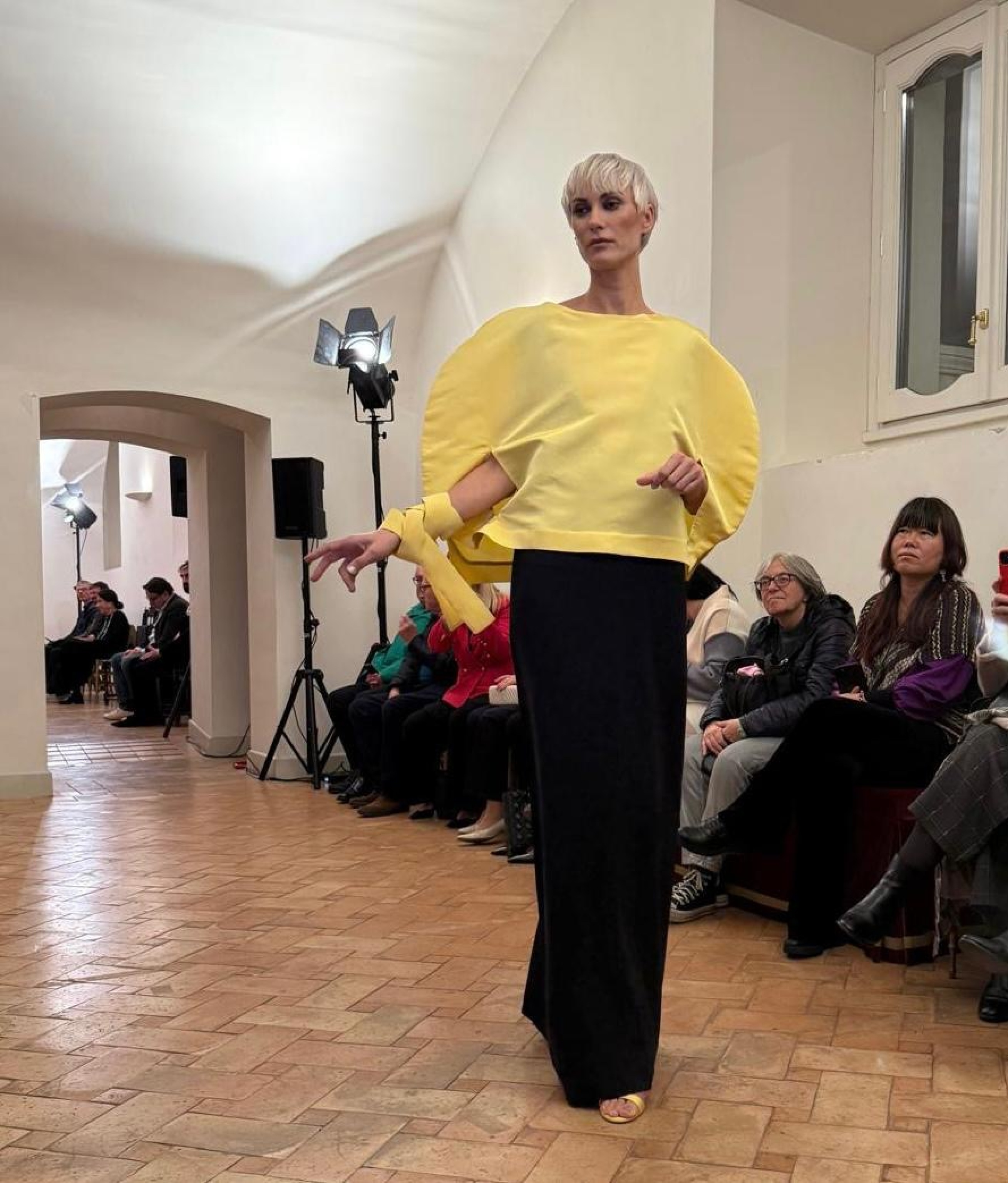 Le geometrie pure di Camaiani sfilano a Palazzo Colonna