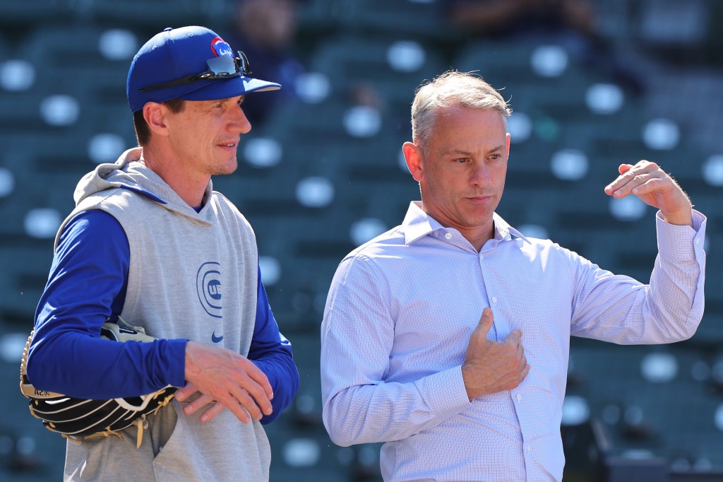 Cubs add 99 mph, 6-foot-5 righty in early offseason move