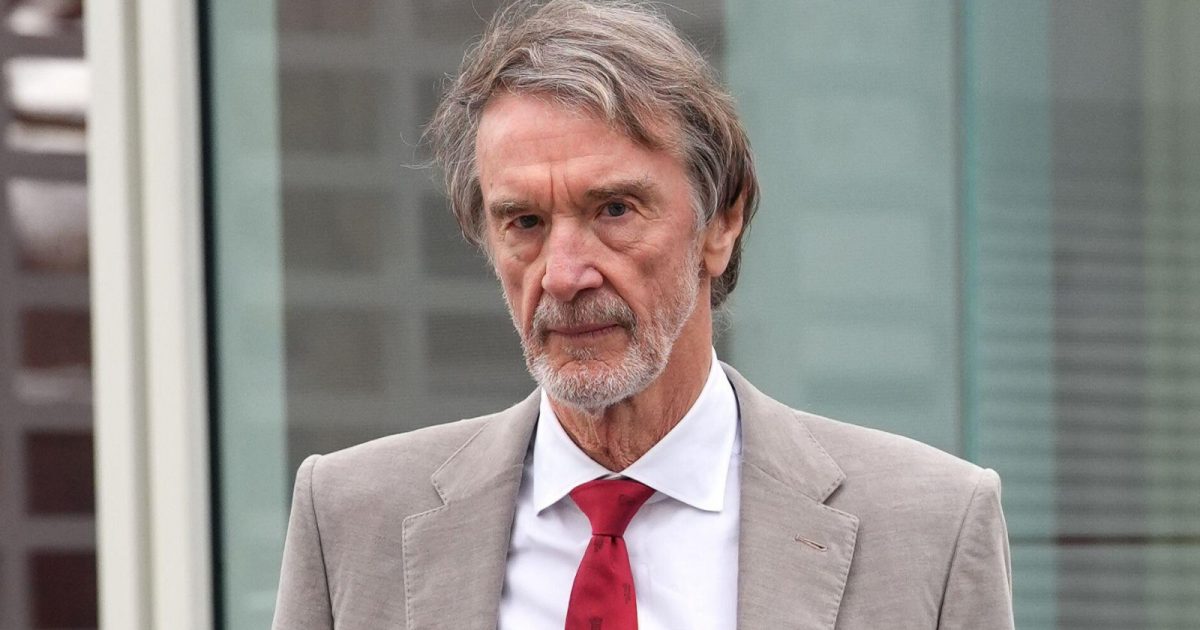 Man Utd slammed for repeating transfer mistake as 'biggest issue' to ...