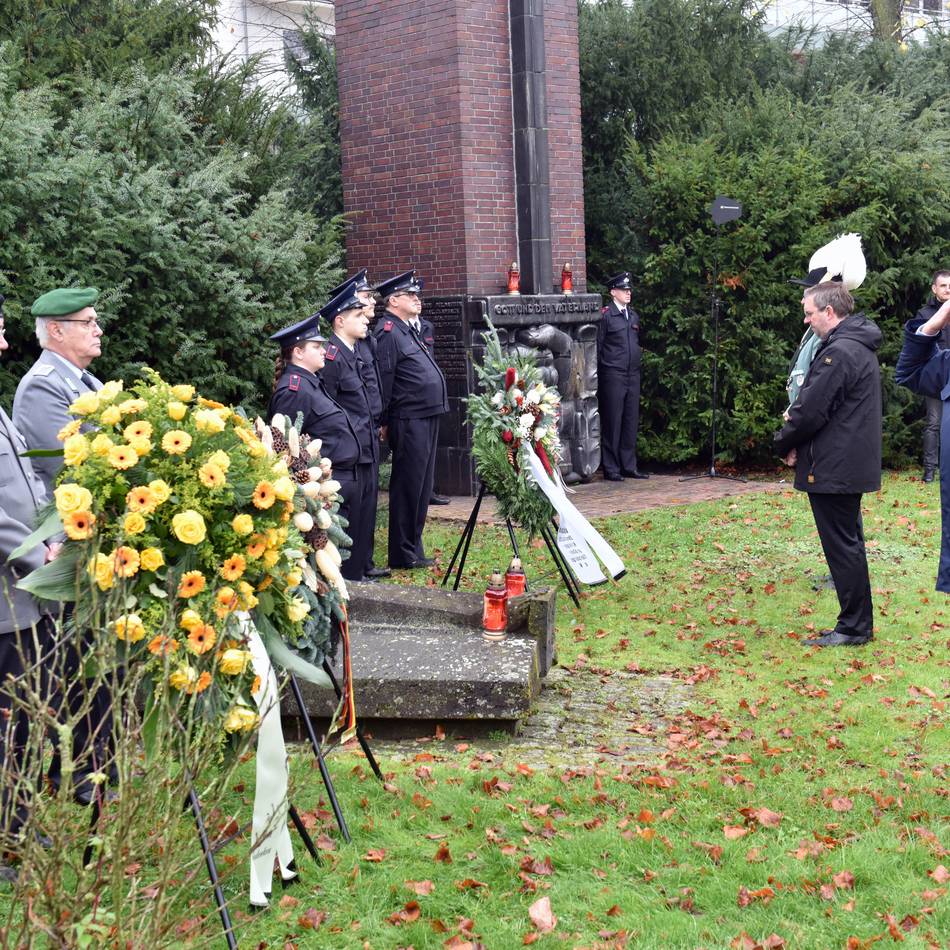 Erinnerung an die Opfer von Krieg und Zerstörung