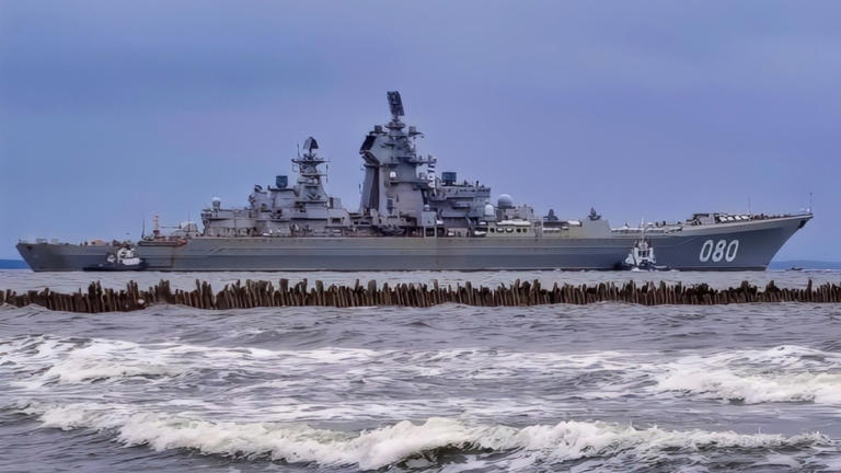Russia’s nuclear battlecruiser carries more missiles than any US Navy ...