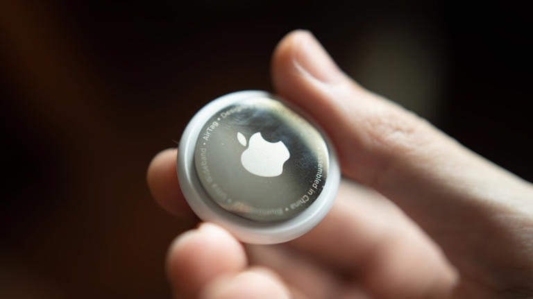 How To Reset Apple AirTags On iPhone