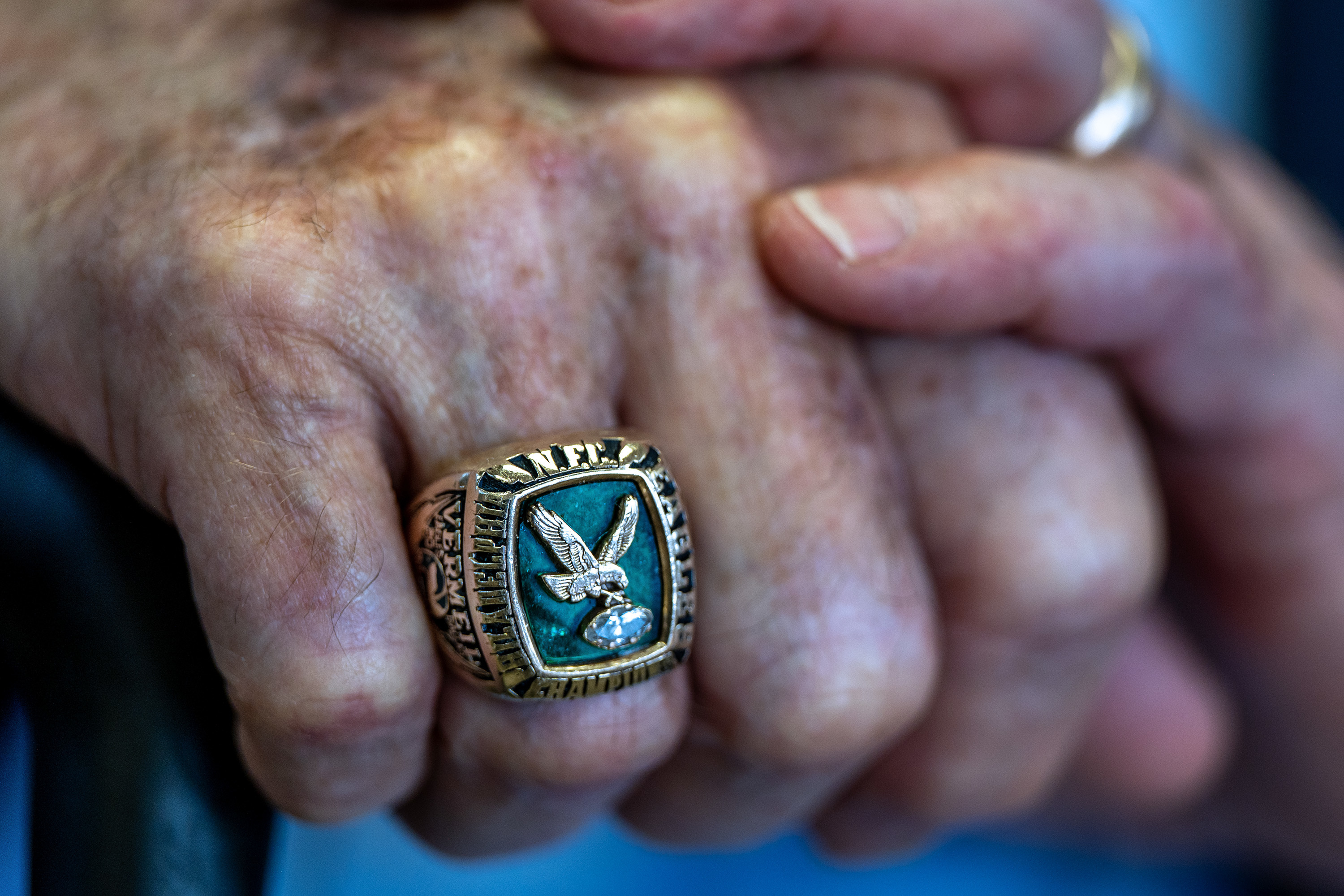 Q&A: Why Dick Vermeil wears his Eagles NFC championship ring over his ...