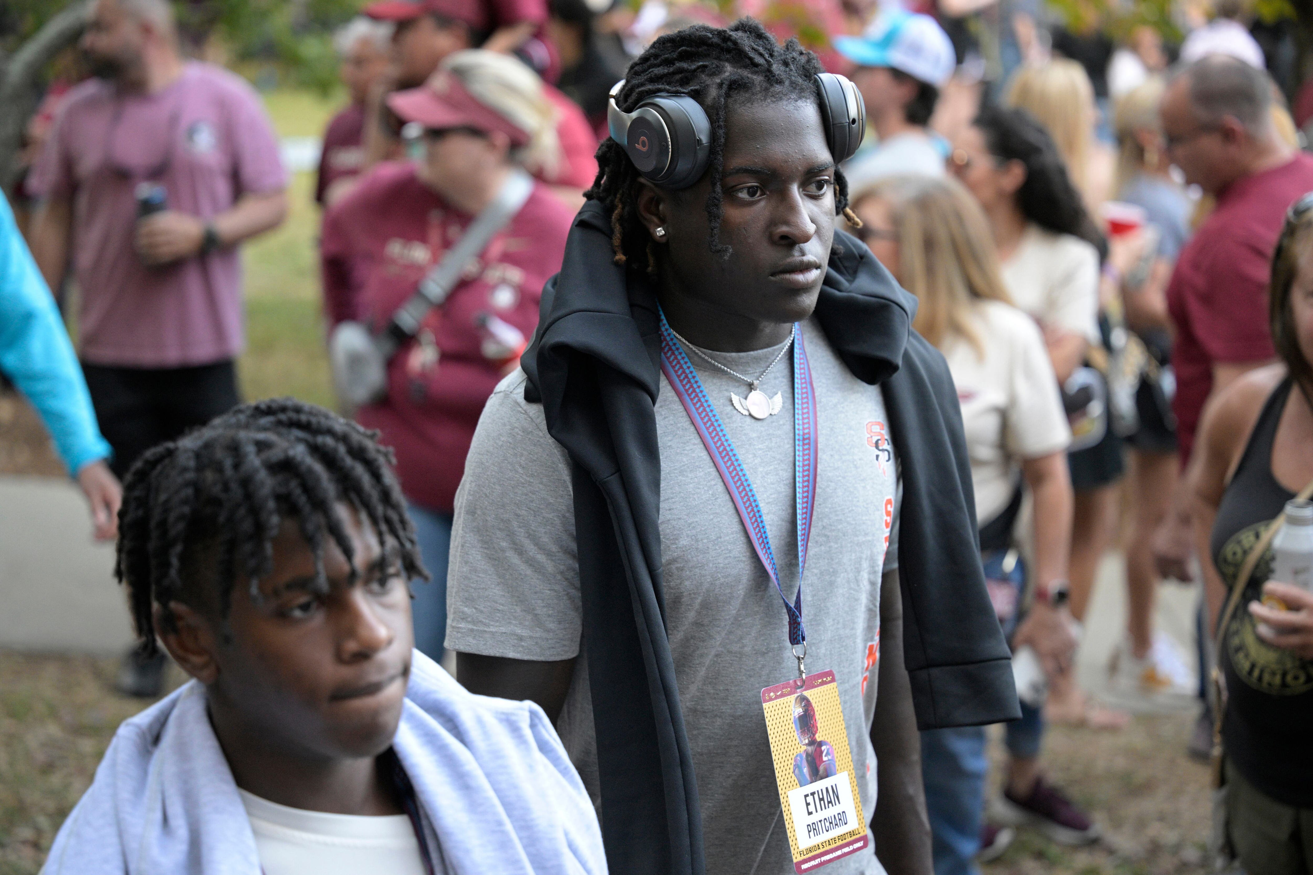 Seminole community spirit makes FSU freshman and his family’s ...
