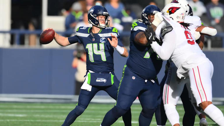 Seahawks QB Sam Darnold out-performing Vikings version of himself