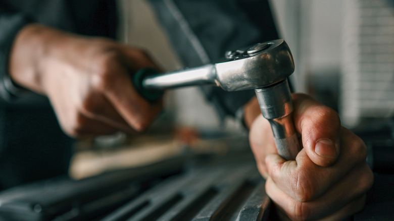 Does Lowe's Sell Individual Craftsman Sockets? Here's What You Should Know