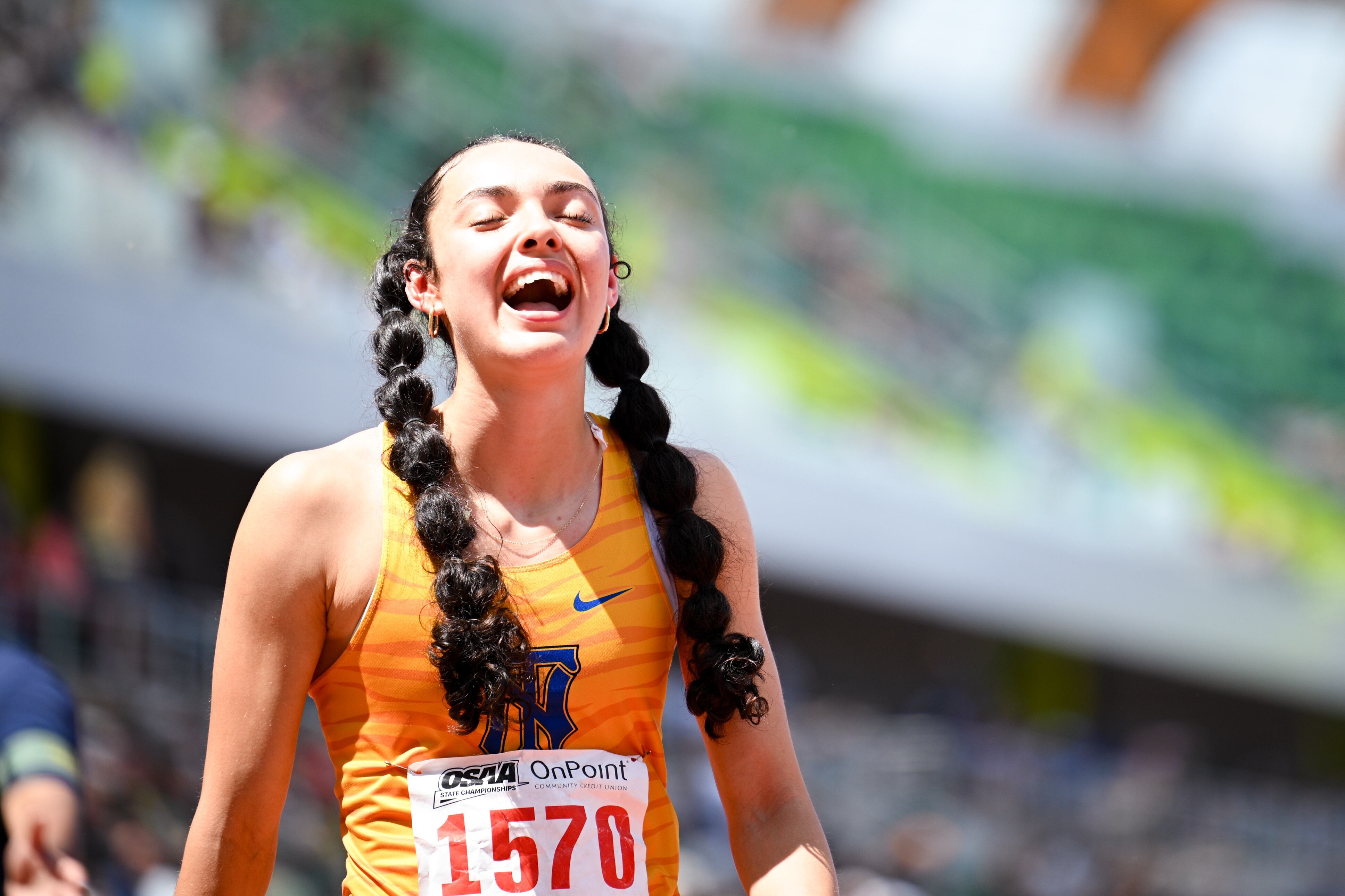 Newberg track and field star announces Big Ten college commitment