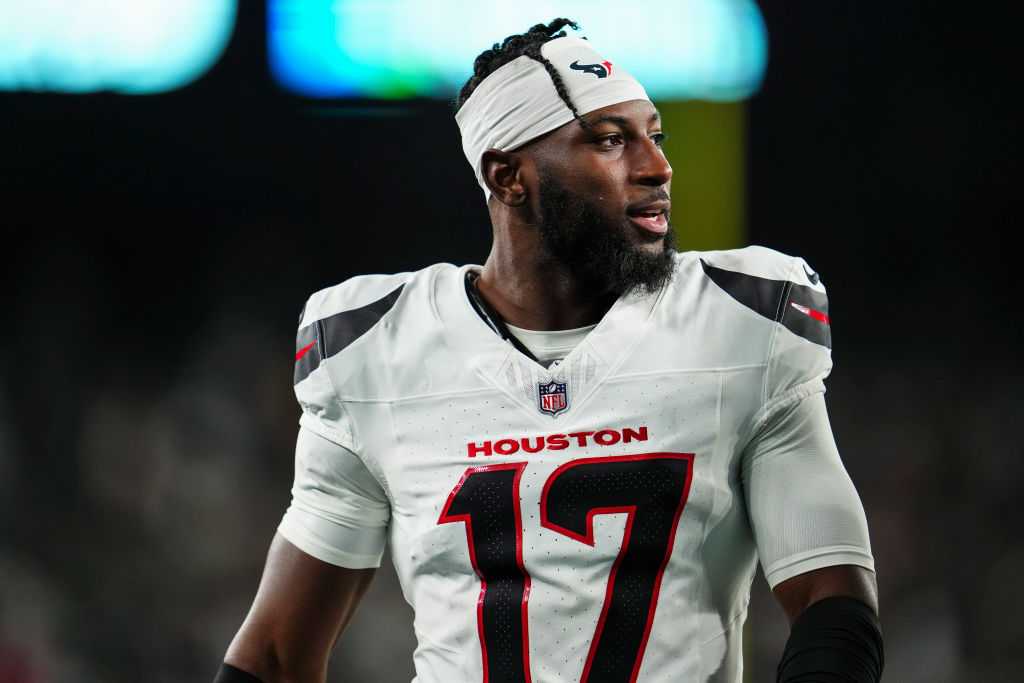 New York Jets player Kris Boyd in critical condition after Manhattan ...