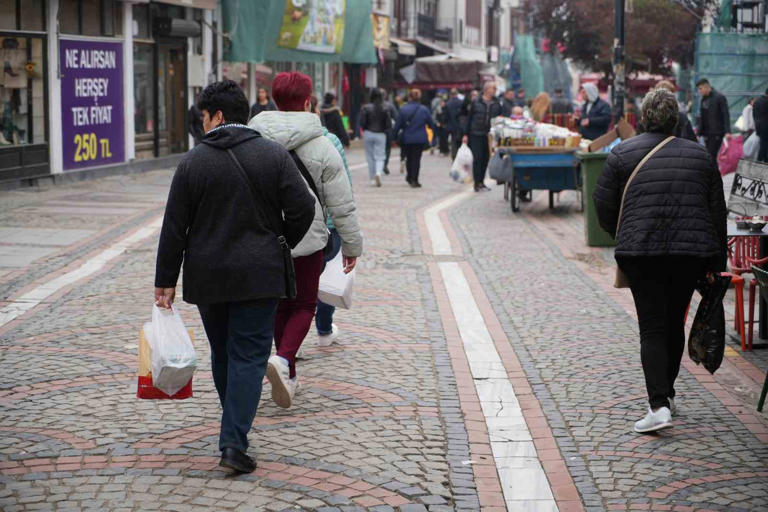 Edirne’de turist hareketliliği esnafın yüzünü güldürdü
